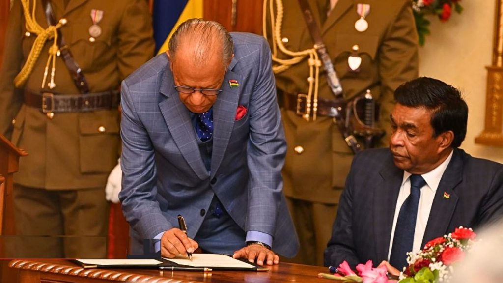 Navin Ramgoolam Sworn In as Prime Minister for the 3rd Time