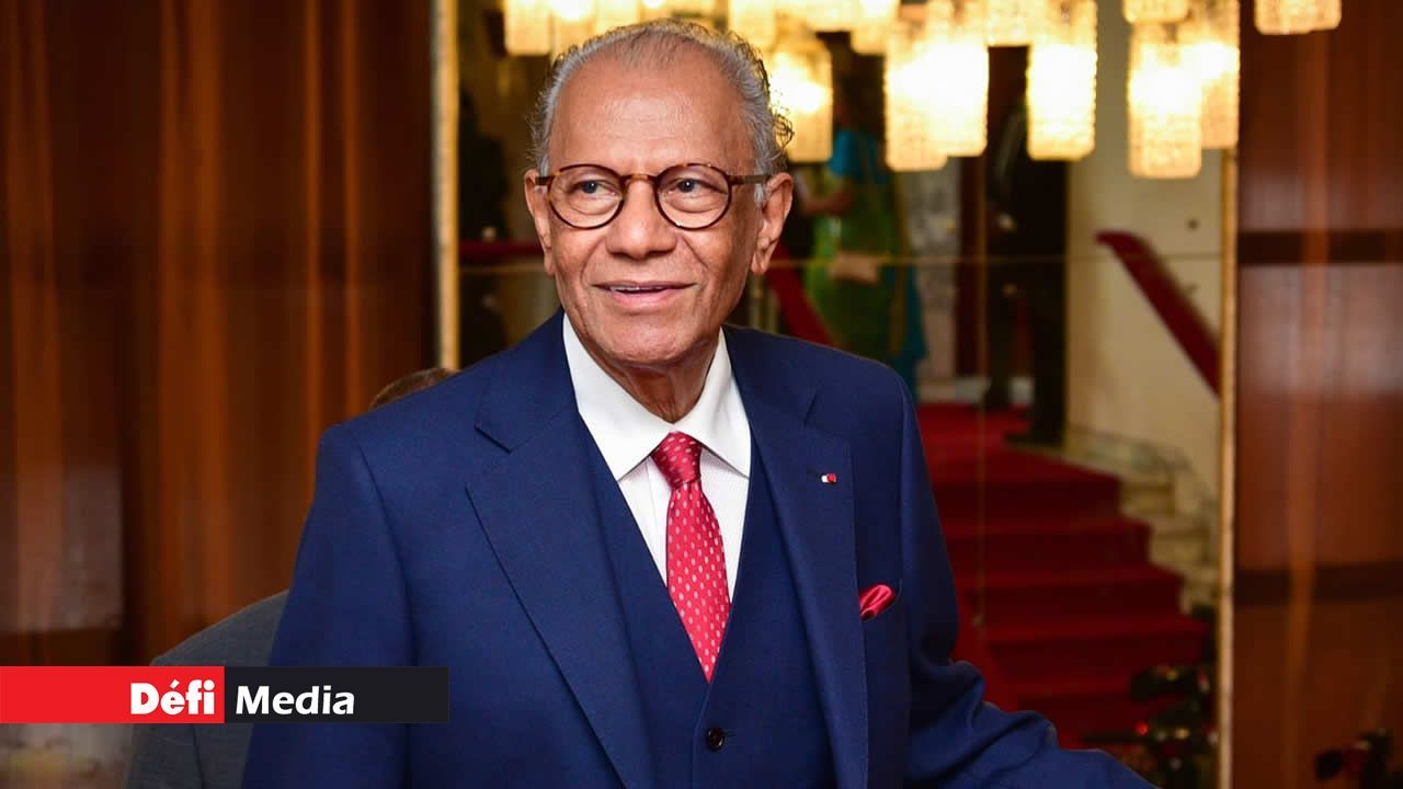 Mauritian Kimberley Le Court-Pienaar Makes History as 1st African ...